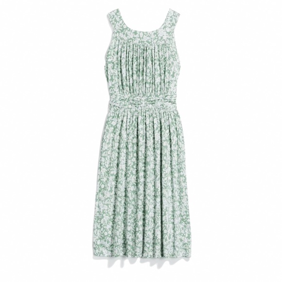 Le Lis | Dresses | Stitch Fix Le Lis Soft Green Floral Dress S | Poshmark